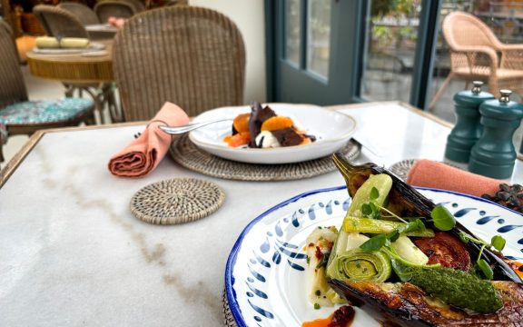 Cornwall café - coffee, lunch and Cornish cream tea